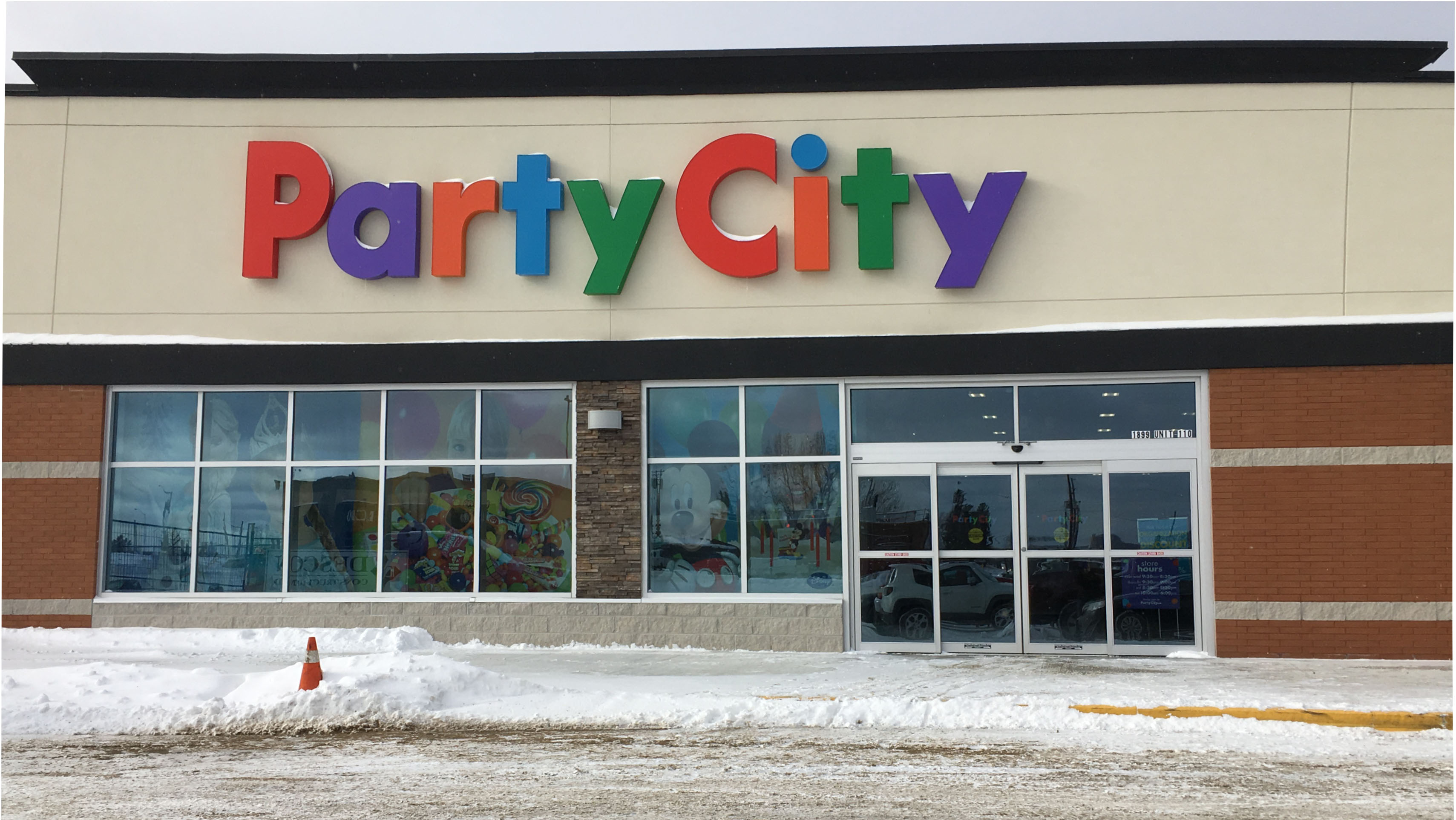 Party City - Castle Glass